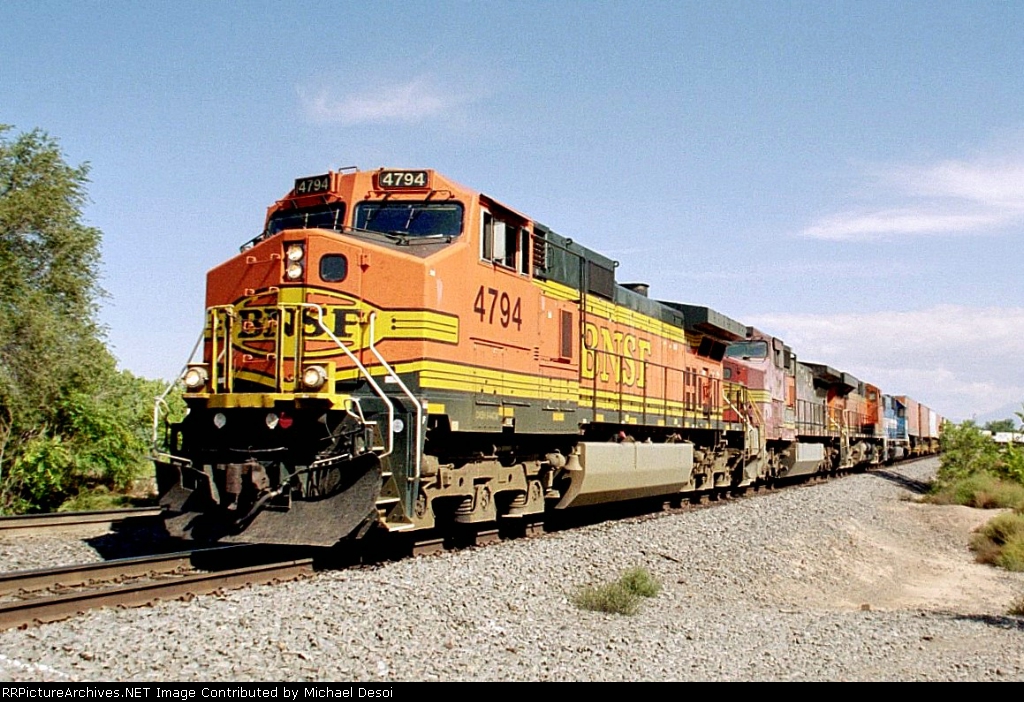 BNSF C44-9W #4794 leads a westbound at Jarales Rd.